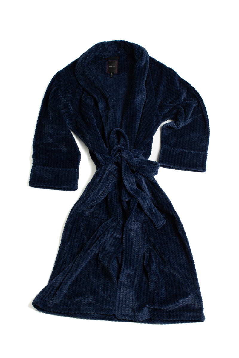 Mosaic Shine Robe in Navy – Daniel Buchler